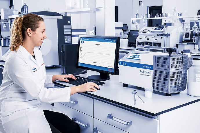 Water Selective Moisture Analyzer: Brabender Aquatrac-V | Anton Paar