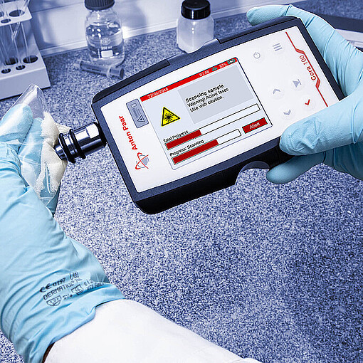 Handheld Raman Spectrometer: Cora 100 | Anton Paar