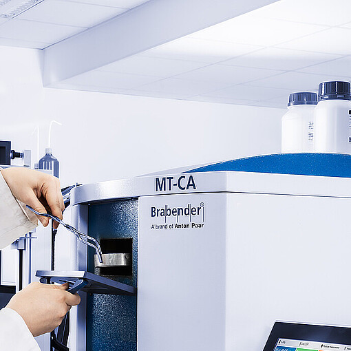 Universal Moisture Analyzer: Brabender MT-CA | Anton Paar